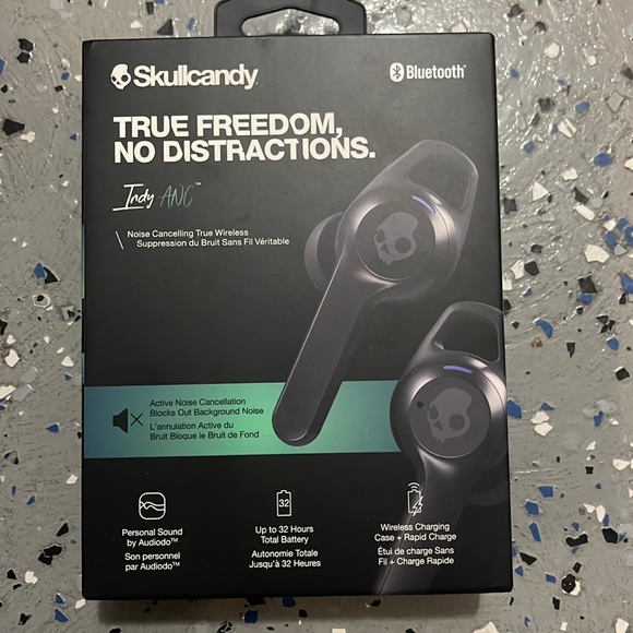 Skullcandy | Headphones | Im Selling A Brand New Bluetooth Skull Candy ...
